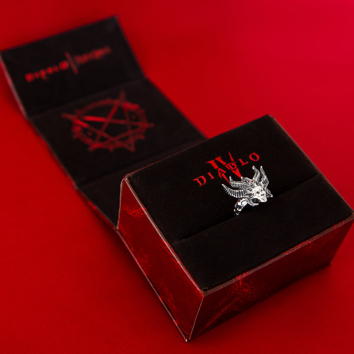 Diablo IV X RockLove Lilith Ring - RockLove Jewelry