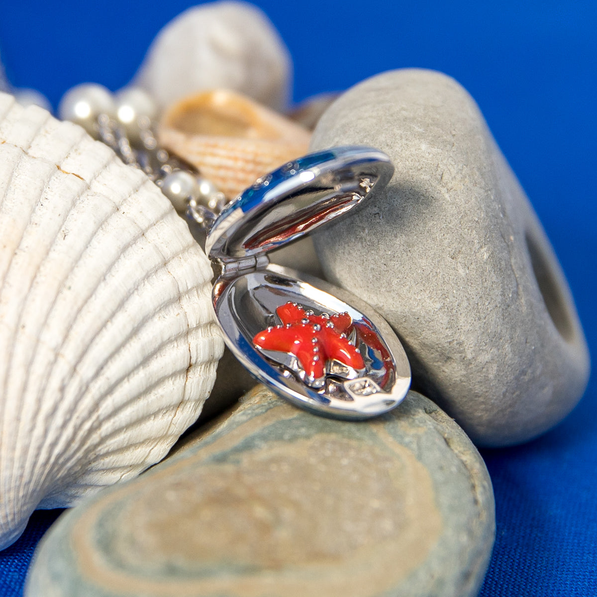 Disney X RockLove DISNEY MOANA 2 Sea Star Enameled Locket – RockLove ...